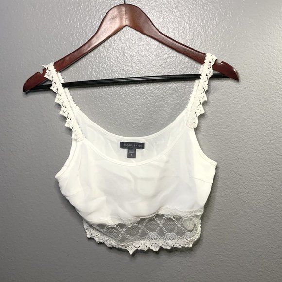 Kendall & Kylie | Tops | Kendall Kylie White Lace Bralette Crop Top ...